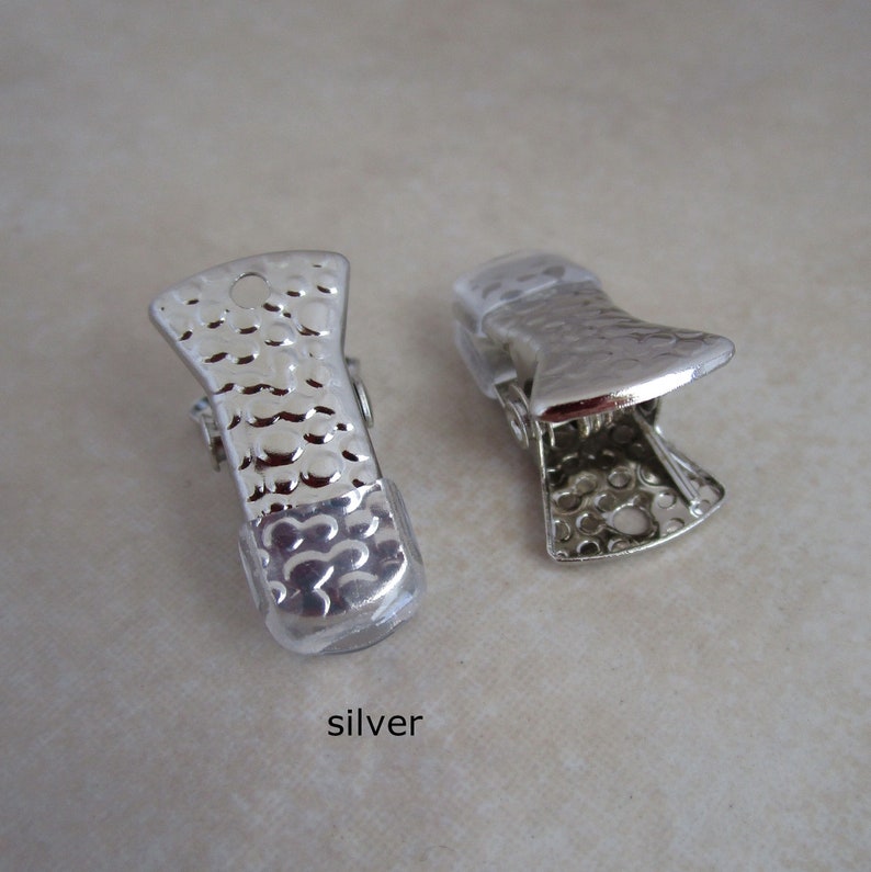 4 Grip Clips for Eyeglass Chain Choice of Gold Silver or Gunmetal - Etsy