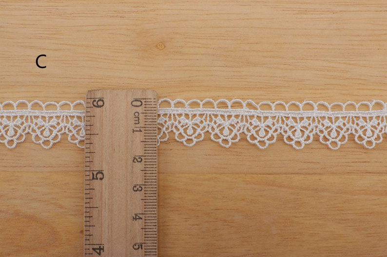 Narrow Lace Trim off White Lace Trim Venice Lace Trim | Etsy