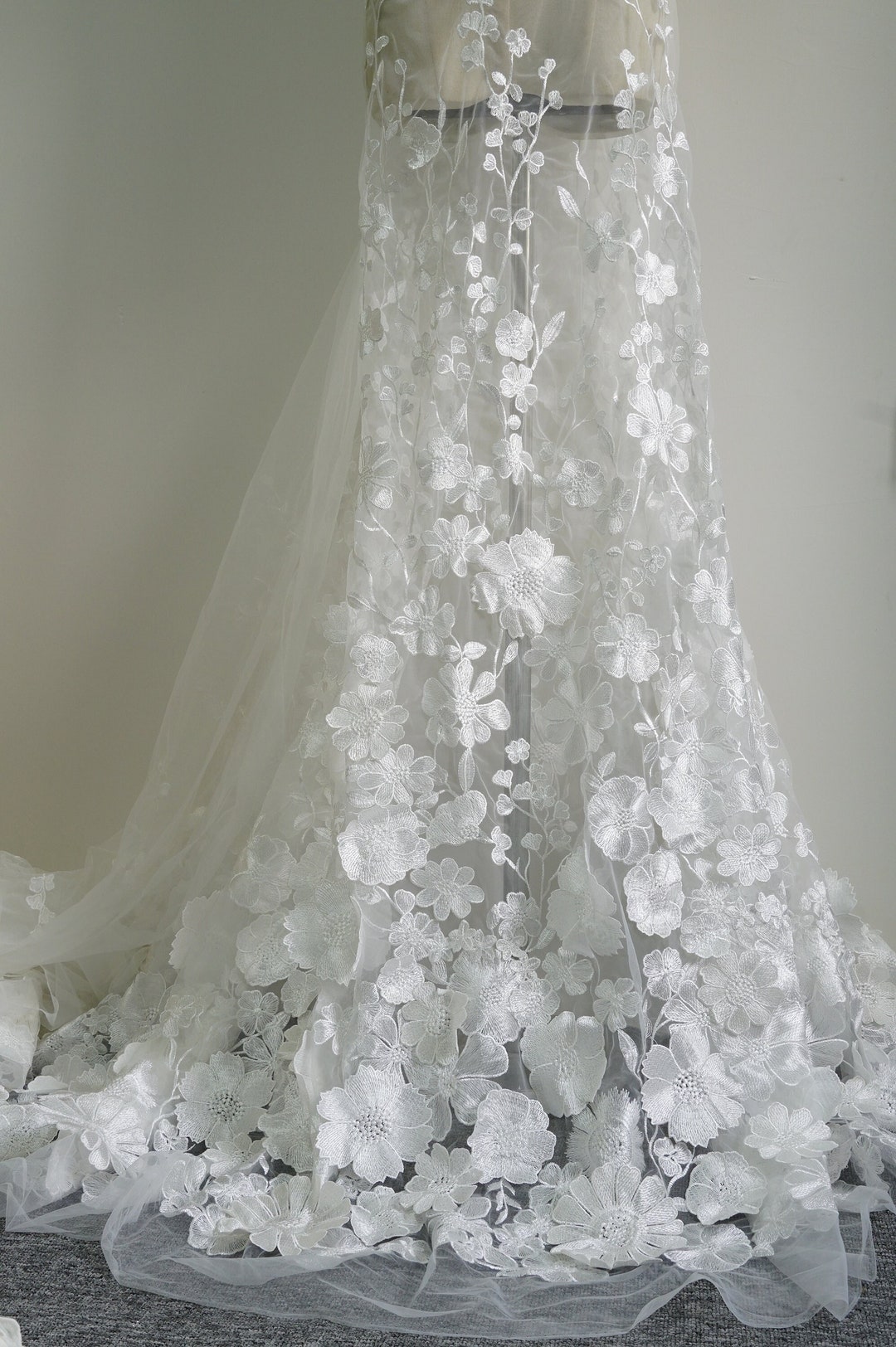 Beautiful 3D Flower Embroidered Fabric, Floral Tulle Lace Fabric for ...