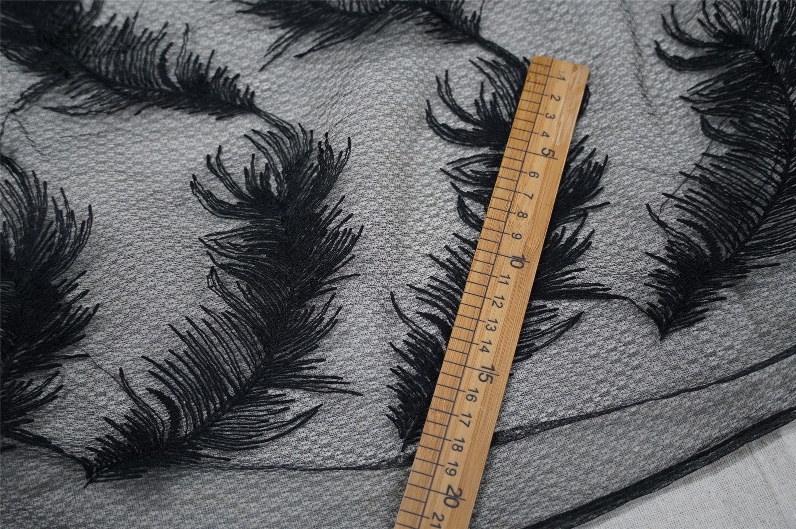 Black, White Feather Lace Fabric, Feather Embroidery Tulle Mesh Fabric ...