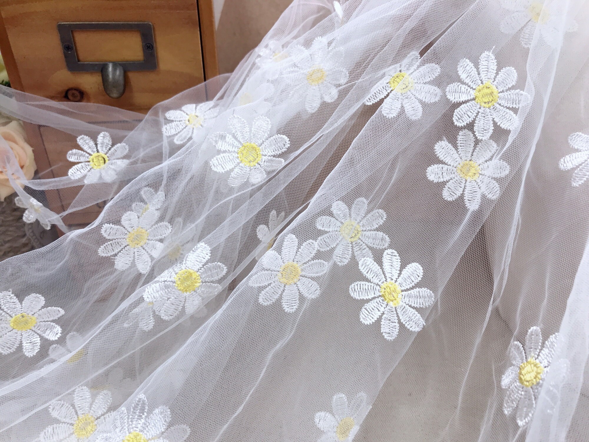 Lovely White-yellow Daisy Lace Fabric Daisy Tulle Fabric | Etsy