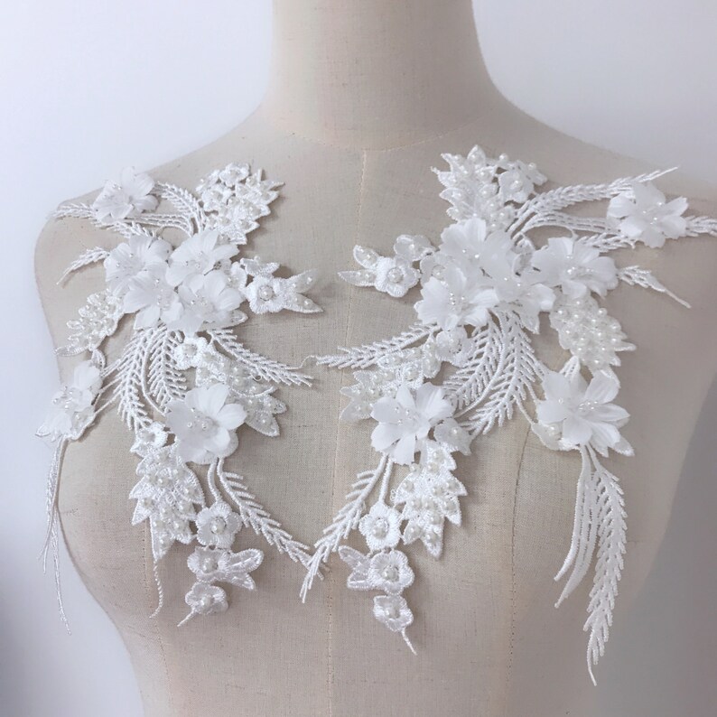 Delicate White Applique 3D Flowers With Pearls Applique Pairs - Etsy