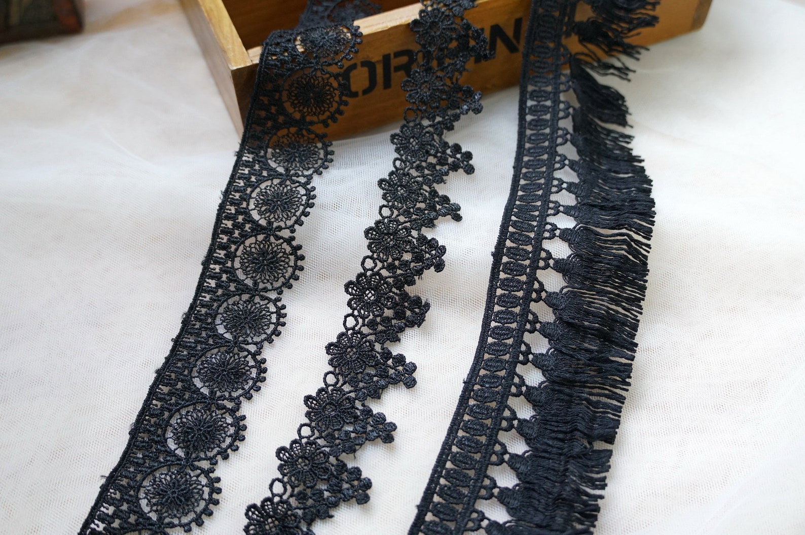 2 Yards Black Lace Trim Black Venise Lace Trim Hollowed - Etsy
