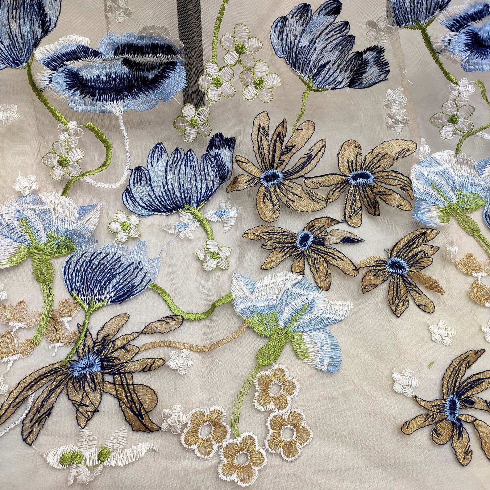 Gorgeous Floral Embroidery Lace Fabric, Brown Mesh Lace Fabric With ...