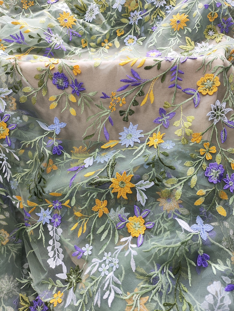 Exquisite Floral Embroidery Tulle Fabric, Leafs Flowers Tulle Lace ...