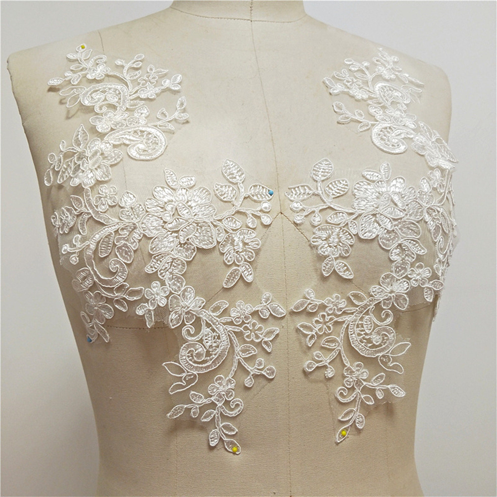 Alencon Lace Applique in off White Floral Corded Lace - Etsy