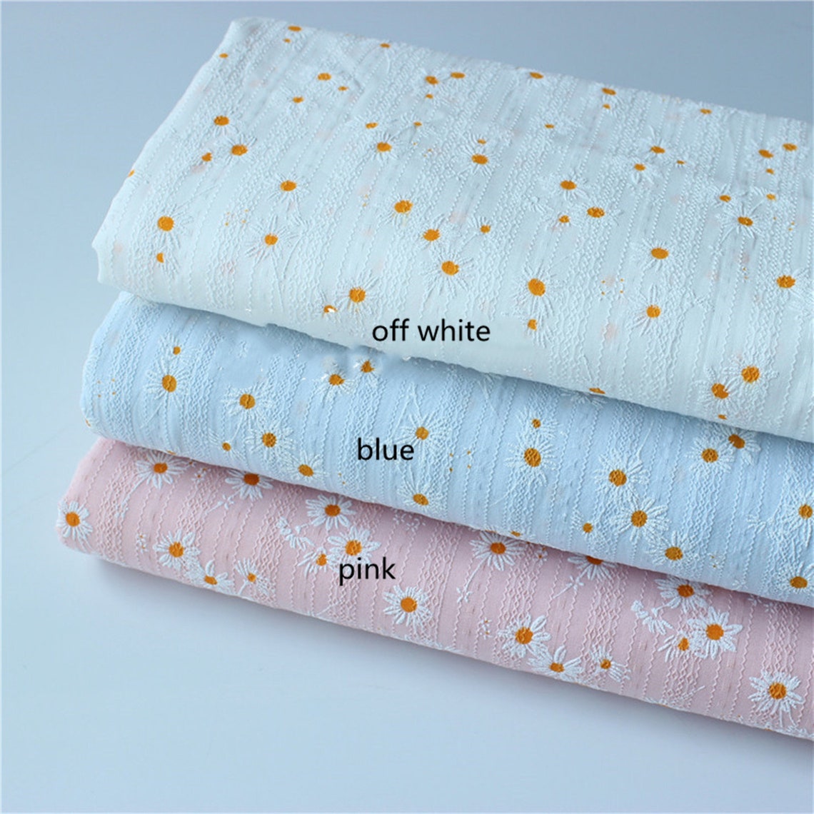 Daisy Fabric Daisy Floral Print Cotton Fabric Printed Daisy | Etsy