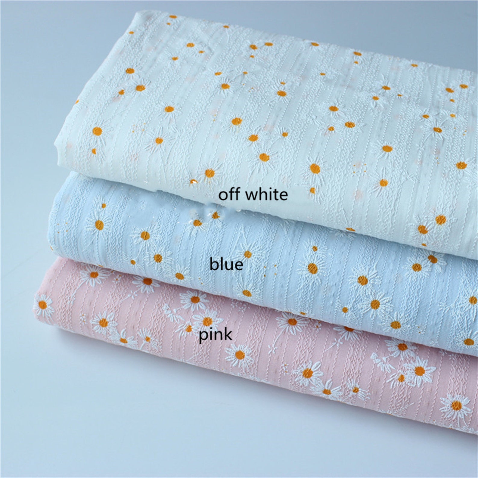 Daisy Fabric Daisy Floral Print Cotton Fabric Printed Daisy - Etsy