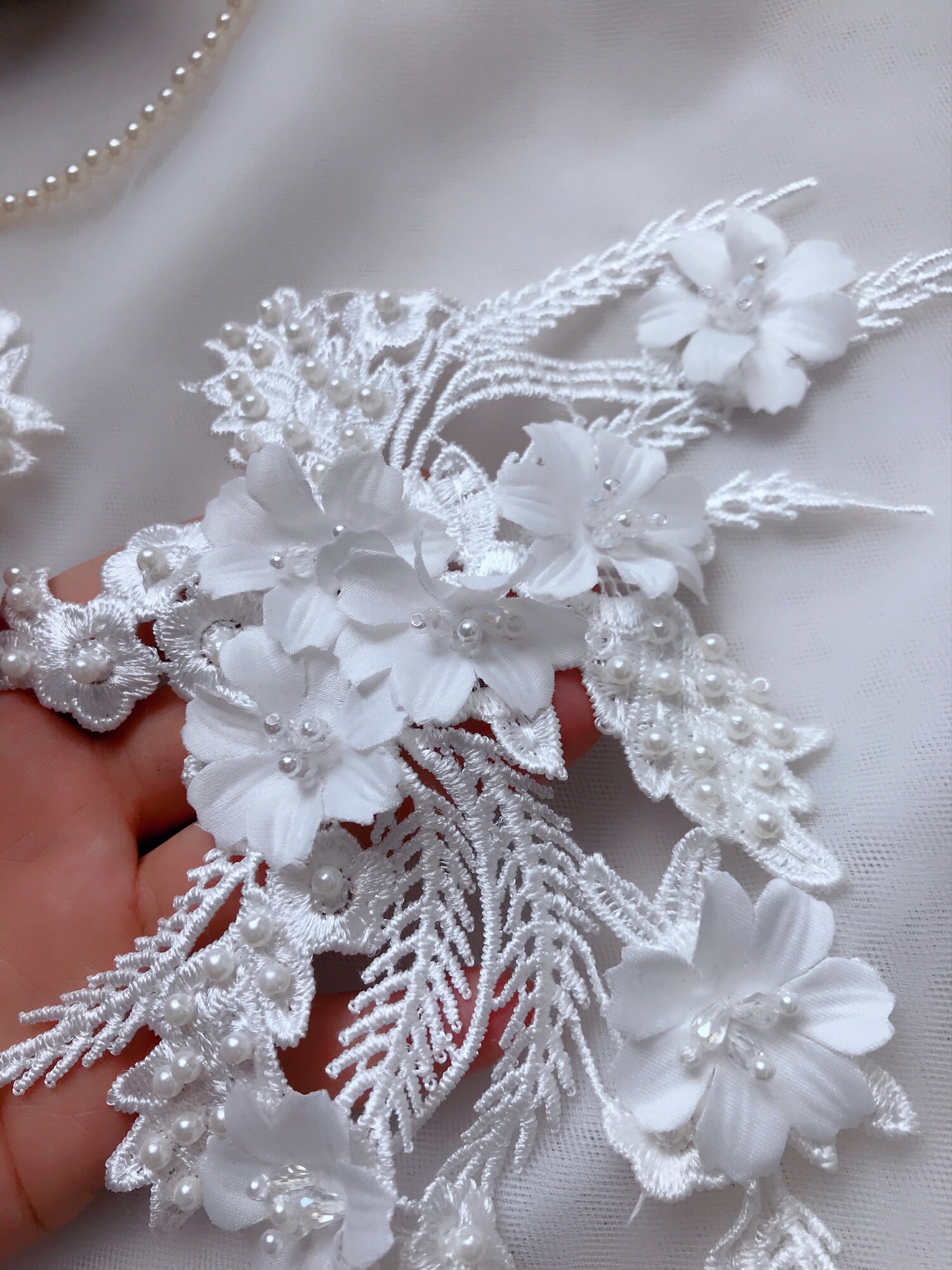 Delicate White Applique 3D Flowers With Pearls Applique Pairs - Etsy