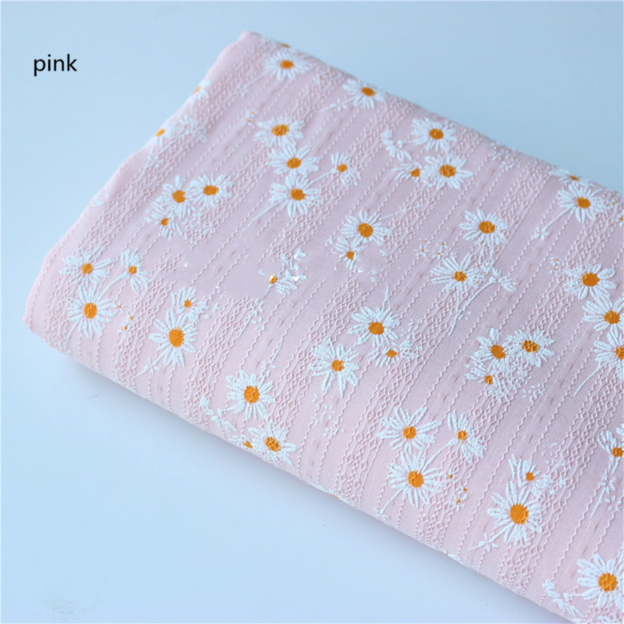 Daisy Fabric Daisy Floral Print Cotton Fabric Printed Daisy | Etsy