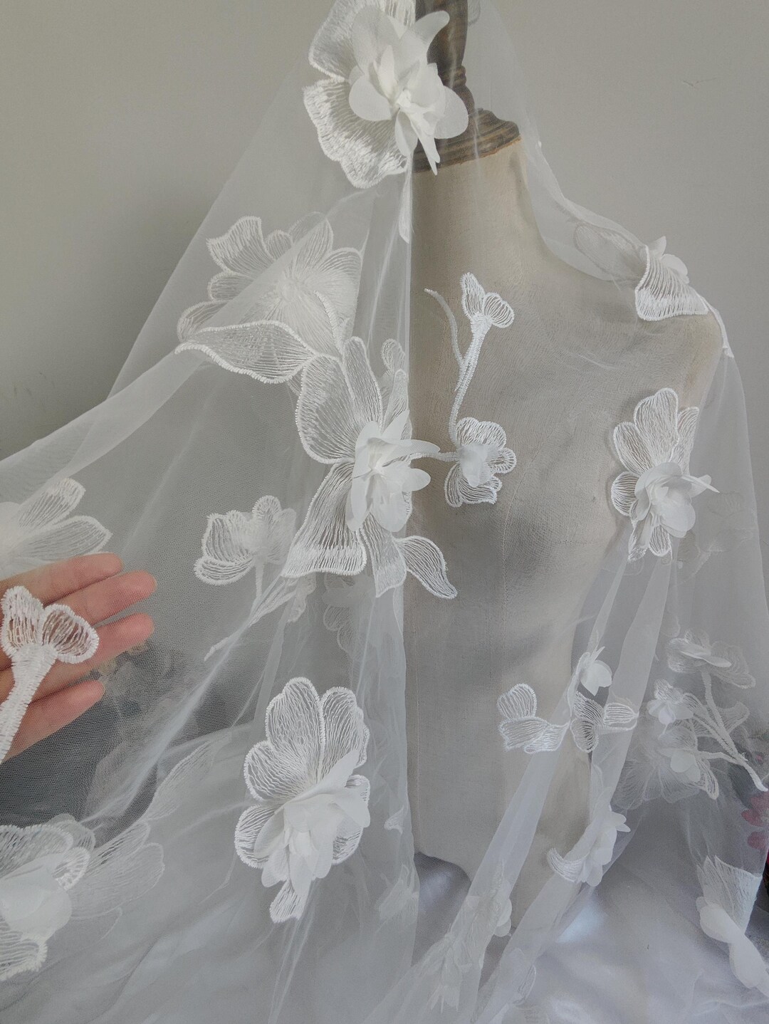 White 3D Floral Tulle Fabric, Pretty Flowers Embroidery Lace for ...