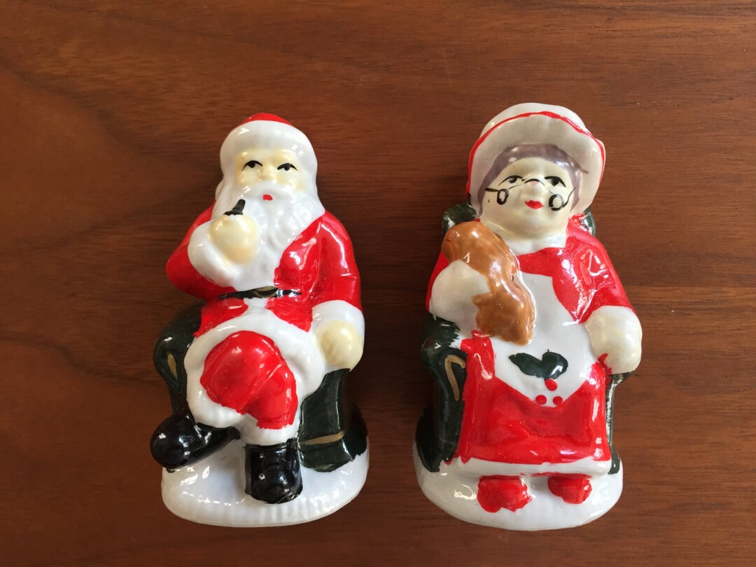 Mr. and Mrs. Santa Salt & Pepper - Etsy