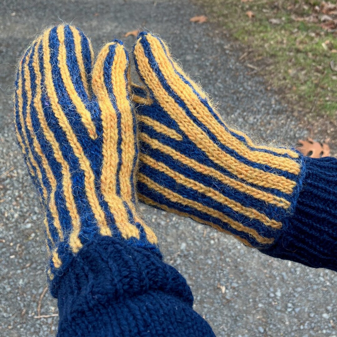 Mitten Knitting Pattern Pdf, Stranded Knit Mittens, Womens Knit Pattern ...