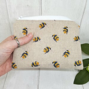 Bee Purse Handmade Bee Coin Purse Linen Zip Pouch Bumble - Etsy