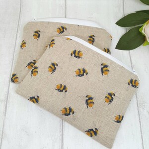 Bee Purse Handmade Bee Coin Purse Linen Zip Pouch Bumble - Etsy