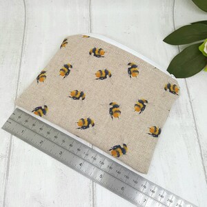 Bee Purse Handmade Bee Coin Purse Linen Zip Pouch Bumble - Etsy