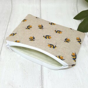 Bee Purse Handmade Bee Coin Purse Linen Zip Pouch Bumble - Etsy