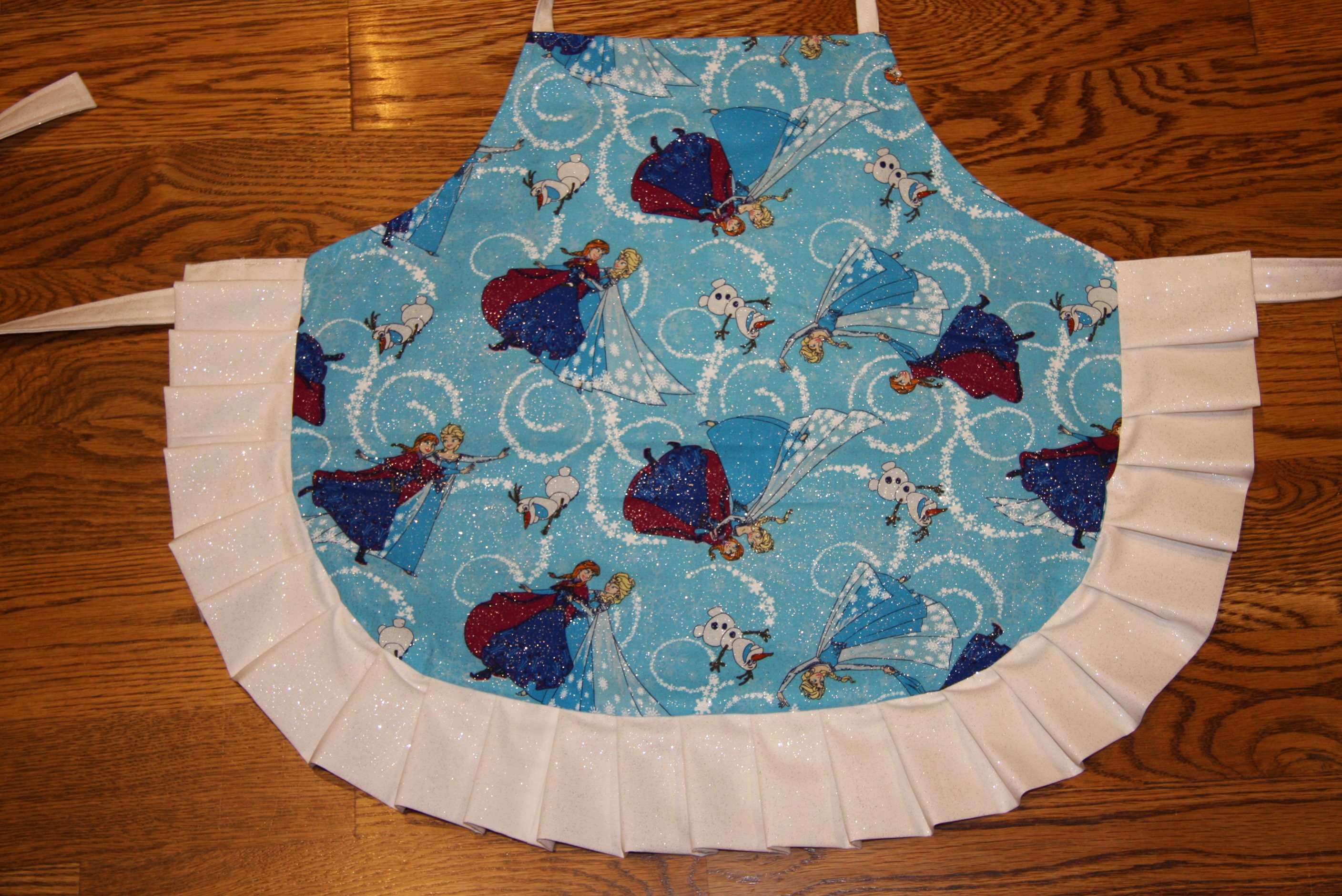 Frozen Elsa Apron Child Apron Personalized Apron gloved oven | Etsy