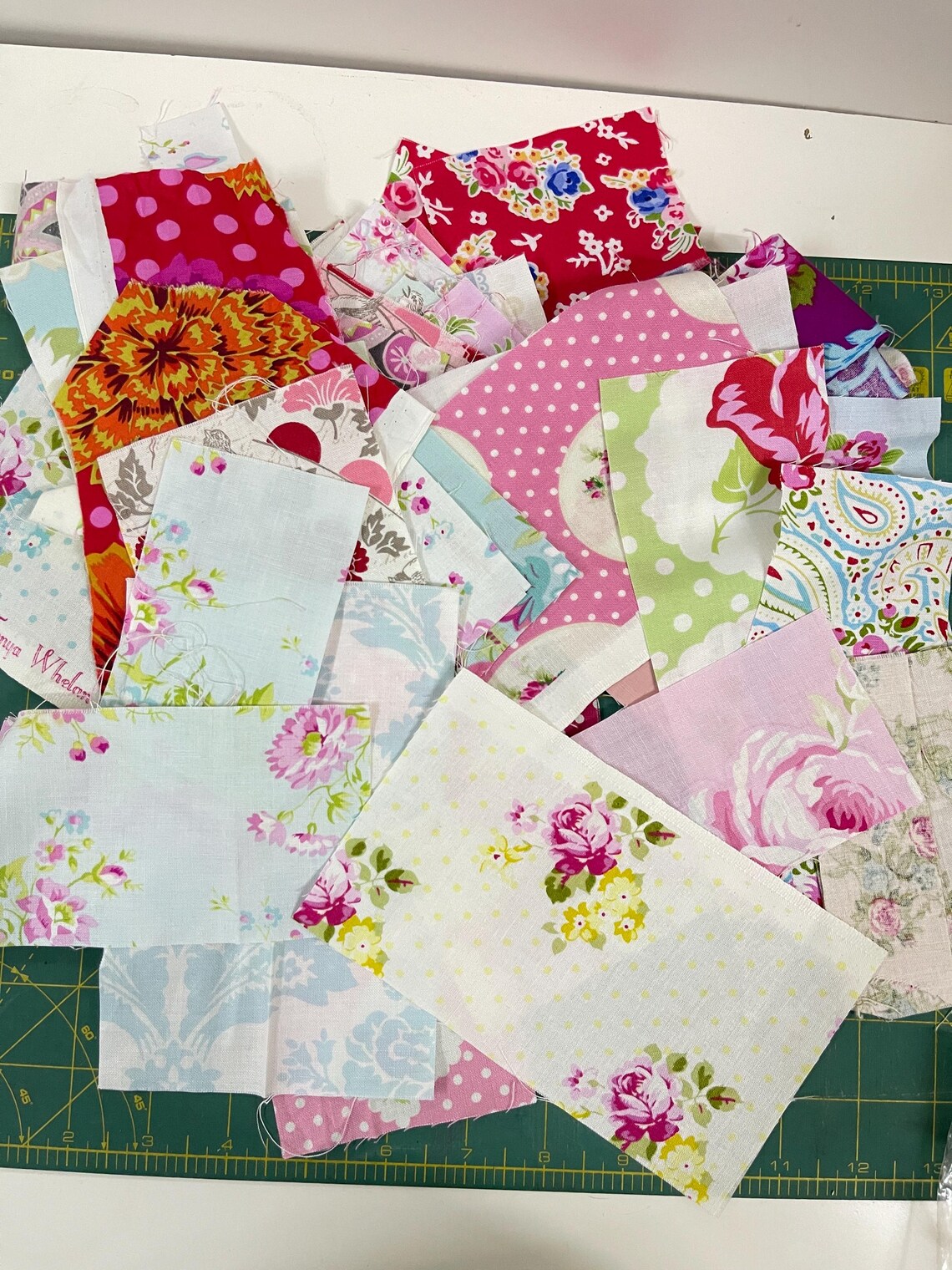Scrap Pack Designer Fabrics Mix Fabrics Good for Appliques Patchwork ...