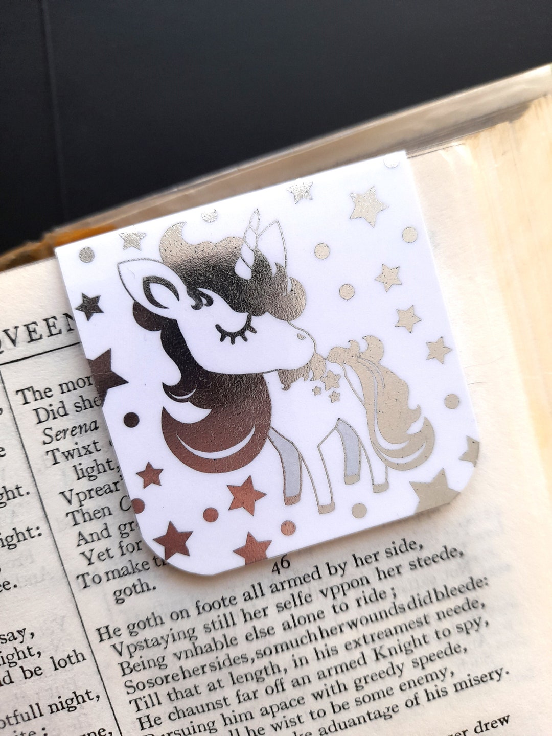 Magnetic Page Marker With a Foiled Cute Unicorn Pattern, Magnetic ...