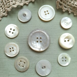 Assorted Large Natural Shell Buttons, Set of 10 Off-white Pearly ...