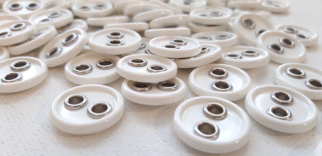 18mm White 2-hole Buttons - Small Buttons - Sewing Supplies ...