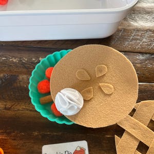 Make a Pumpkin Pie | Sensory Bin | Preschool Fall Unit Study Game ...