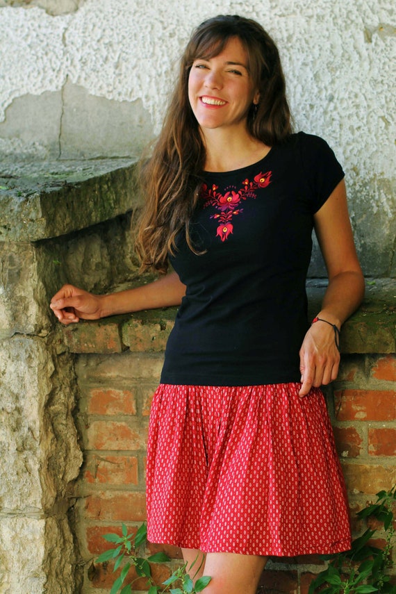 Embroidered Hungarian Folk Art Matyó Short Sleeve T-shirt From - Etsy