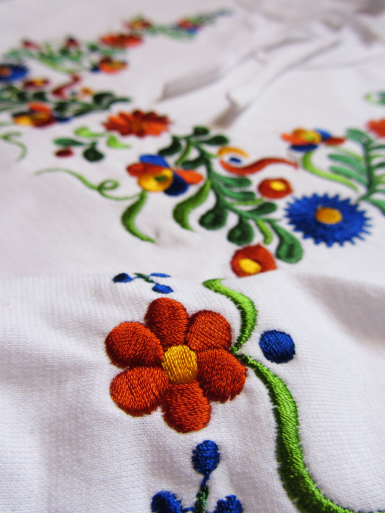 Embroidery Hungarian Folk Art Long Sleeve T-shirt békési - Etsy