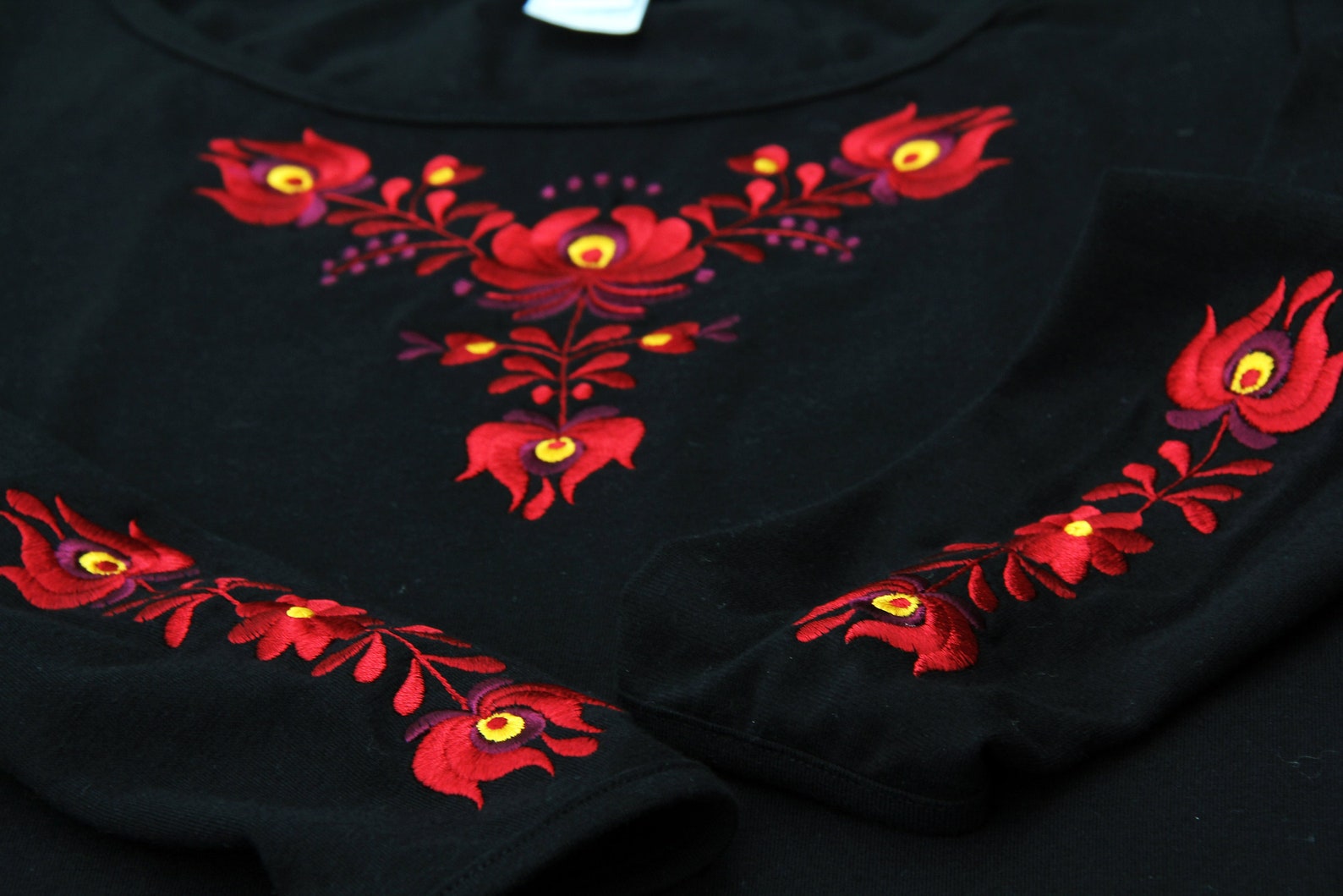Embroidery Hungarian Folk Art Matyó Long Sleeve T-shirt From - Etsy