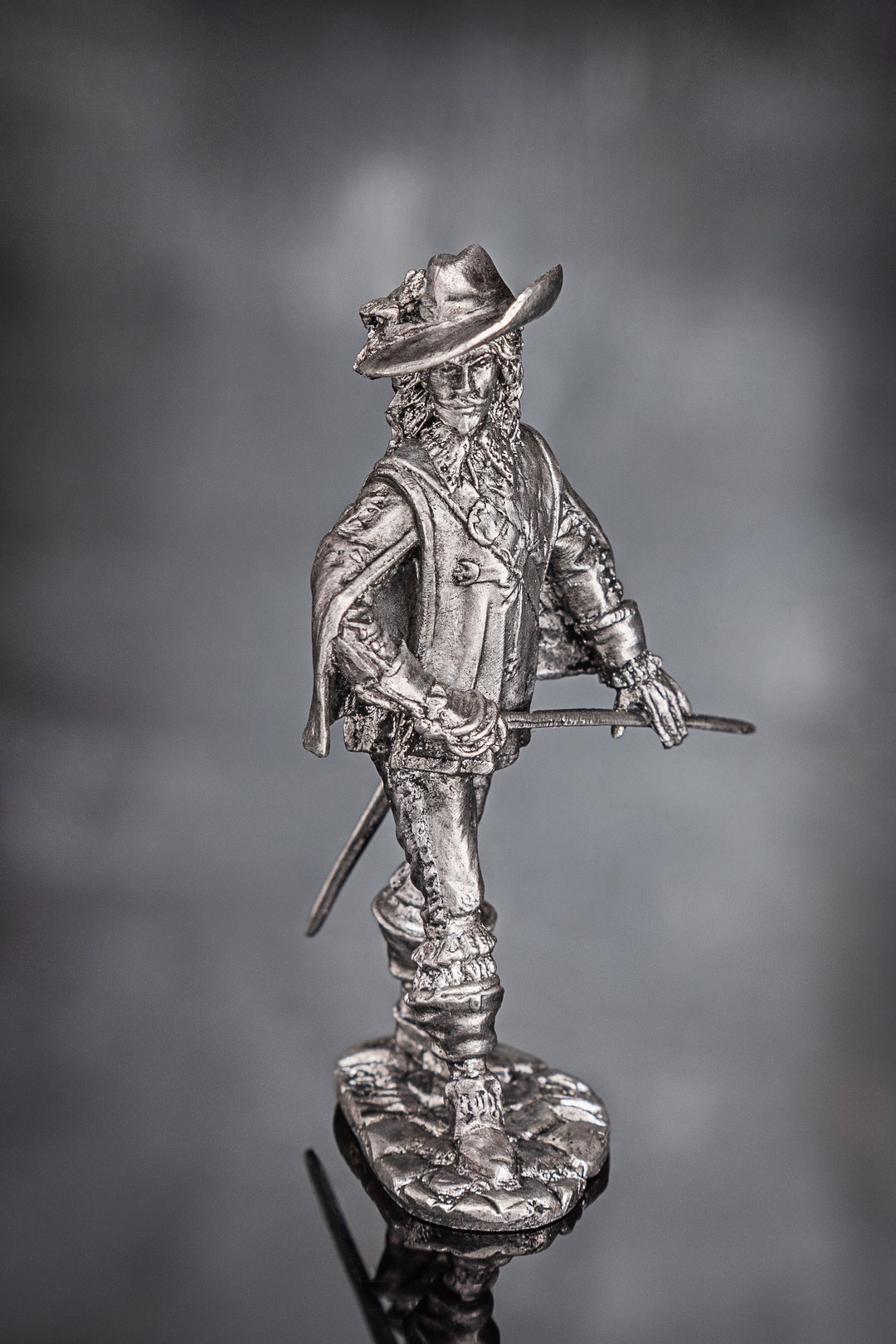 Action Statuette Musketeer, Royal Musketeer With Sword, 17th Century ...