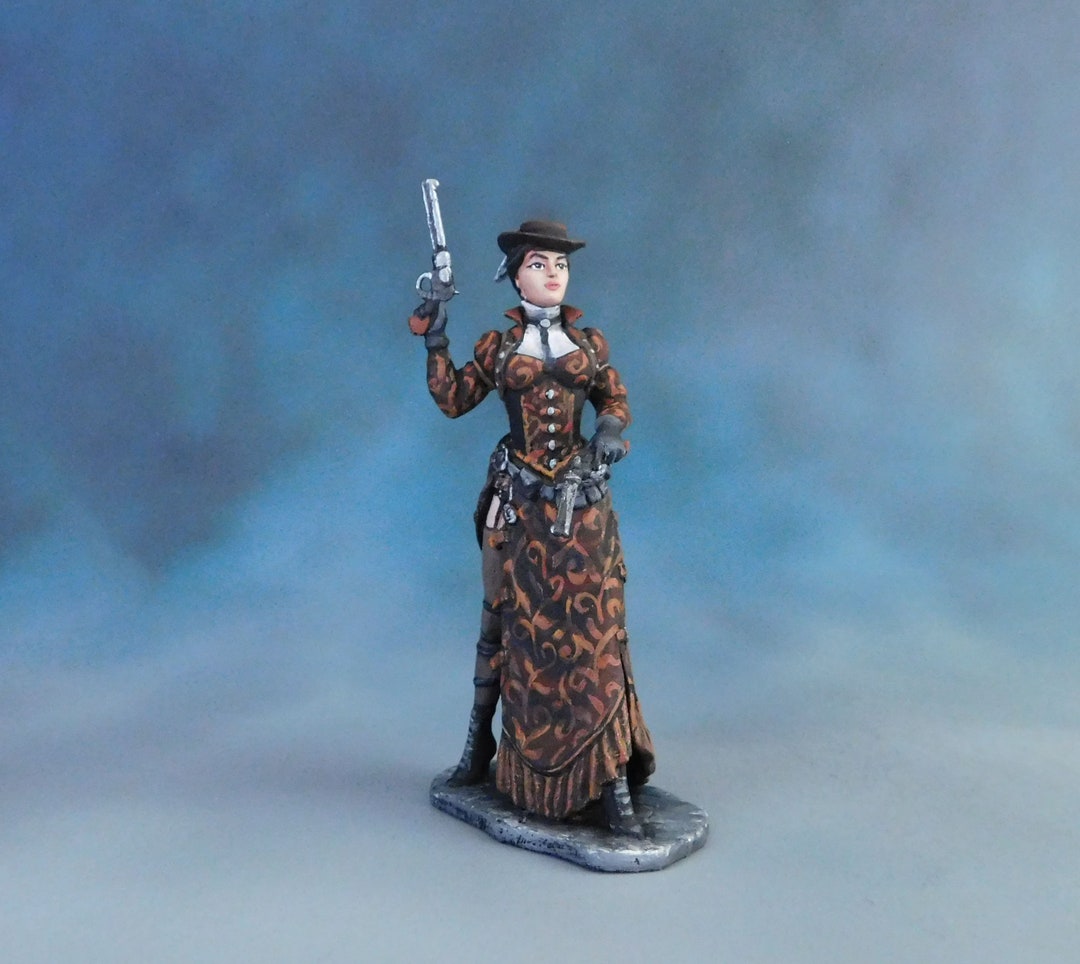 Steampunk Girl Soldier, Headhunter Girl With Gun, Fantasy Miniature ...