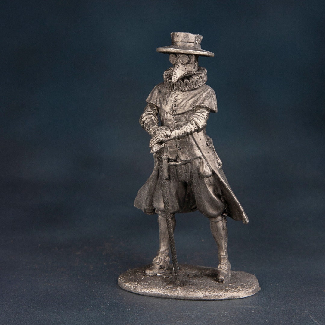 Miniature Plague Doctor Figure, Middle Ages Figurine 1/32 Scale, Hand ...