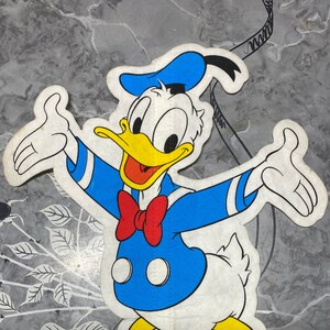 Vintage Walt Disney's World on Ice Donald Duck Felt Banner/pennant ...