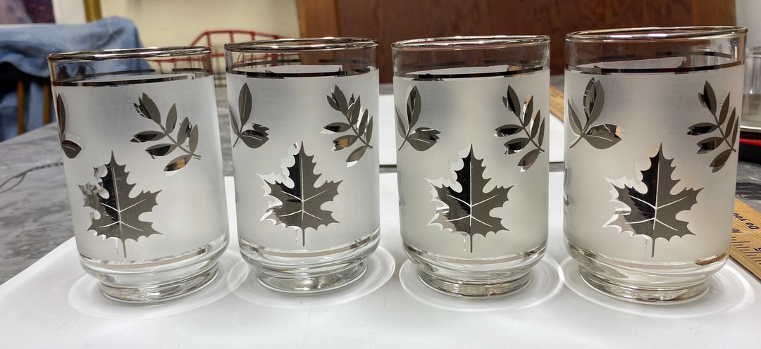 Vintage Silver Leaf Frosted Drinking Glasses Mid Century Kitchen Decor ...