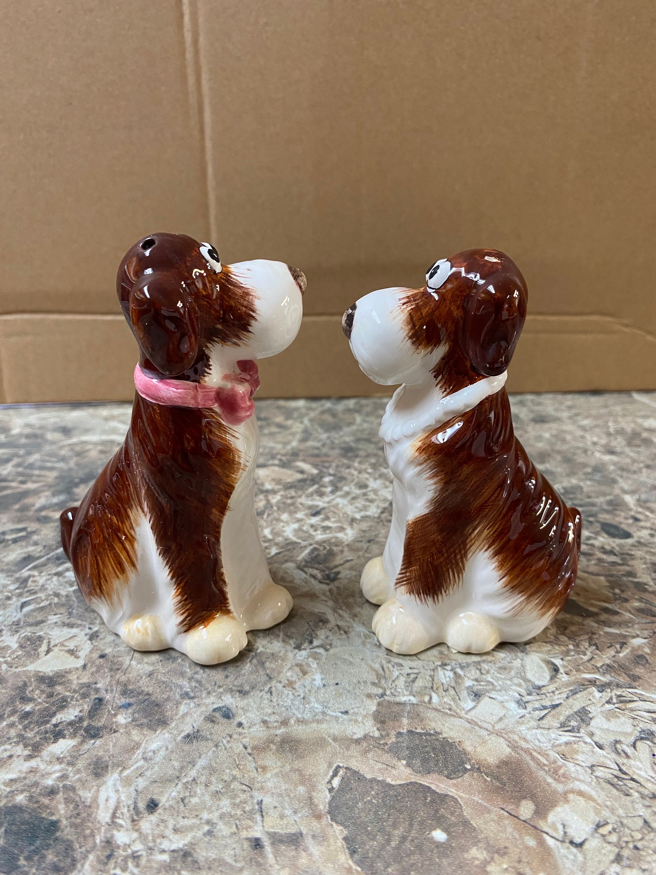 Vintage Dog Shakers Collectable Salt & Pepper Shaker Keepsake Table ...