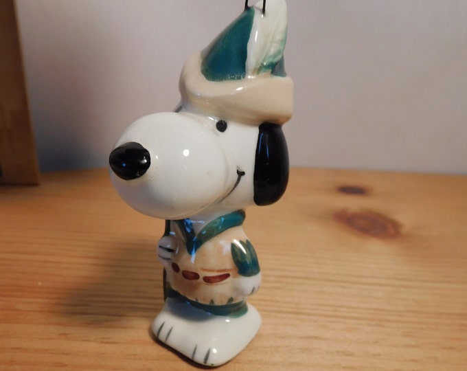 Gorgeous Snoopy Collectible Snoopy Hanging Figurine Peanuts Gang ...