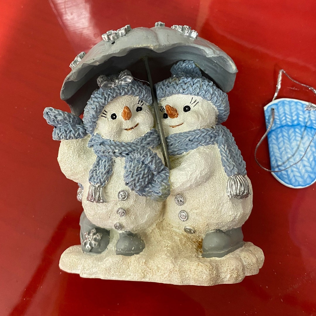Vintage Snow Buddies Sharing an Umbrella Collectible Snowman Keepsake ...
