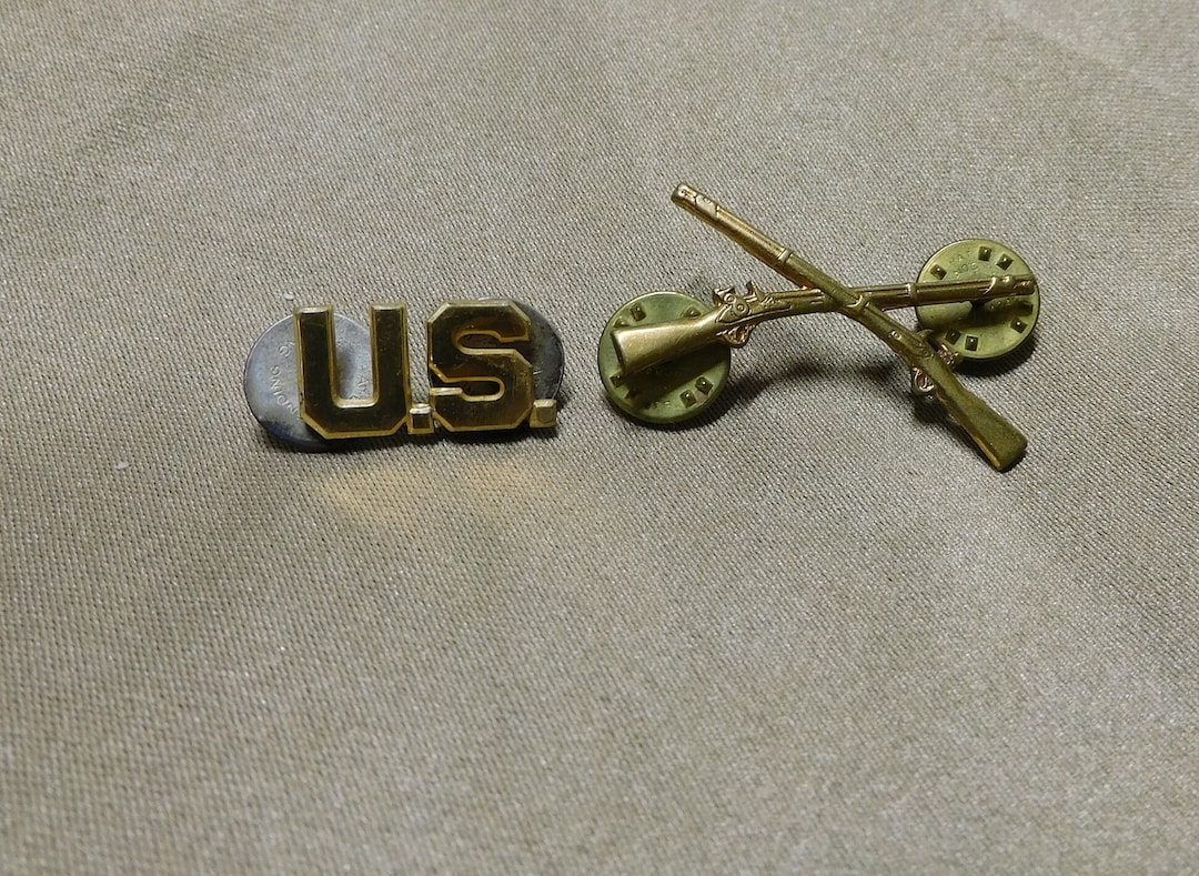 Vintage U.S. Army Officer Branch Insignia Pin US Army Officer Collar ...