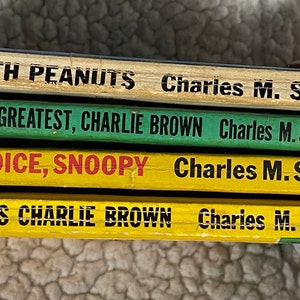 Peanuts Collection Set of 4 Books Decor Charlie Brown Collectable ...