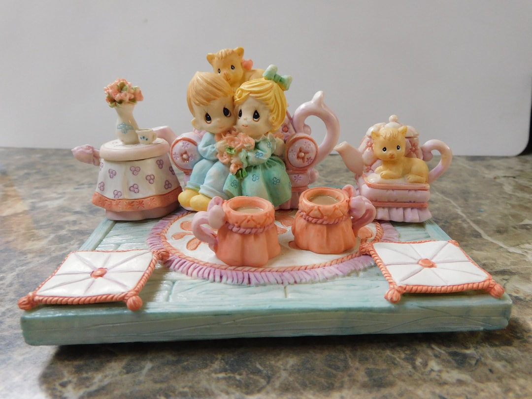 Vintage Precious Moments Boy Girl Sofa Mini Tea Set Figurines ...