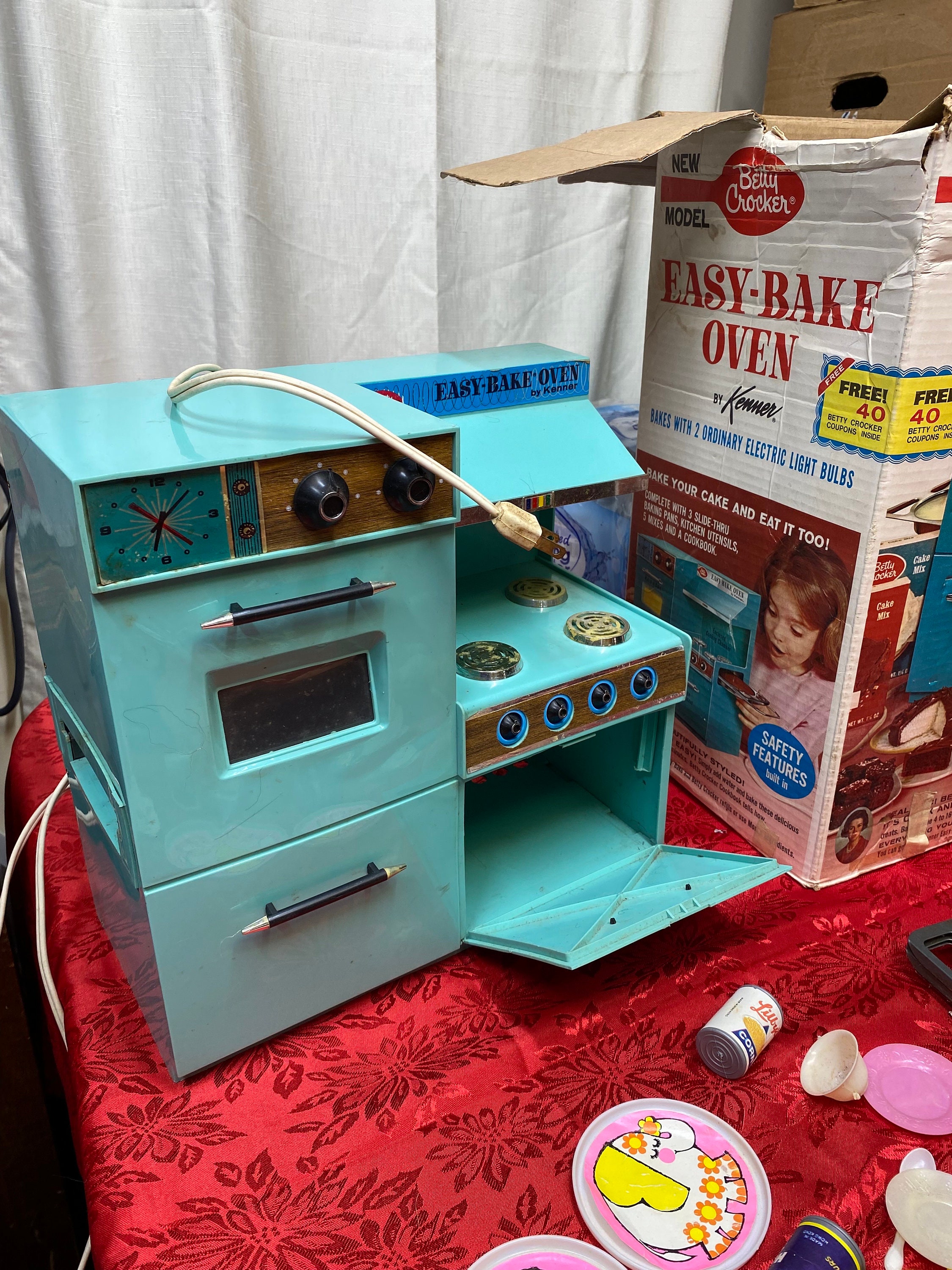 Vintage Betty Crocker Easy Bake Oven Collectable Toy Oven Keepsake Easy ...