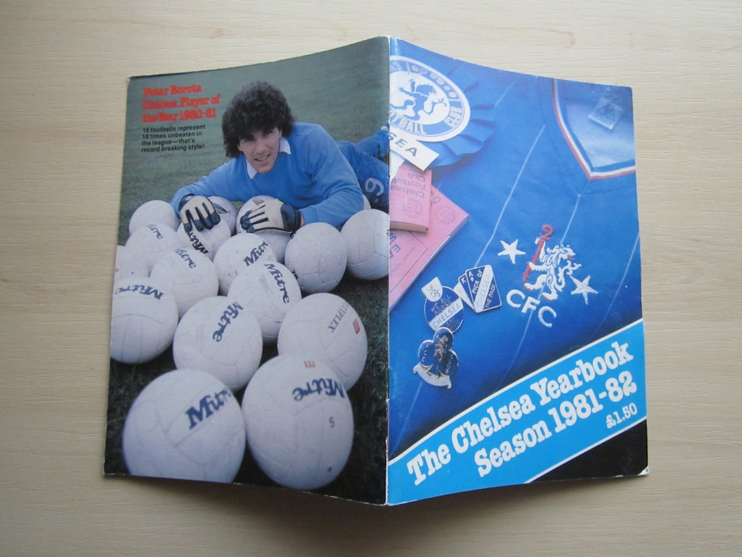 1981-82 Chelsea Football Club Handbook Yearbook. Ideal Christmas Gift ...