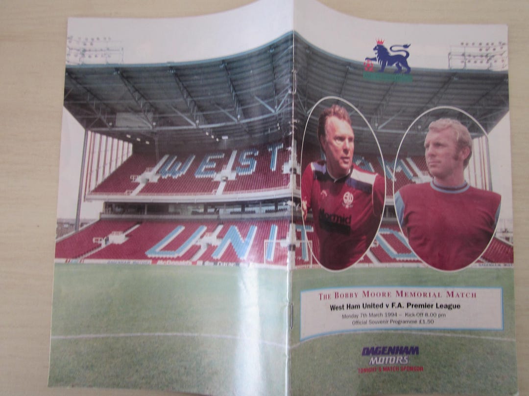 1993-94 the Bobby Moore Memorial Football Match Programme. - Etsy