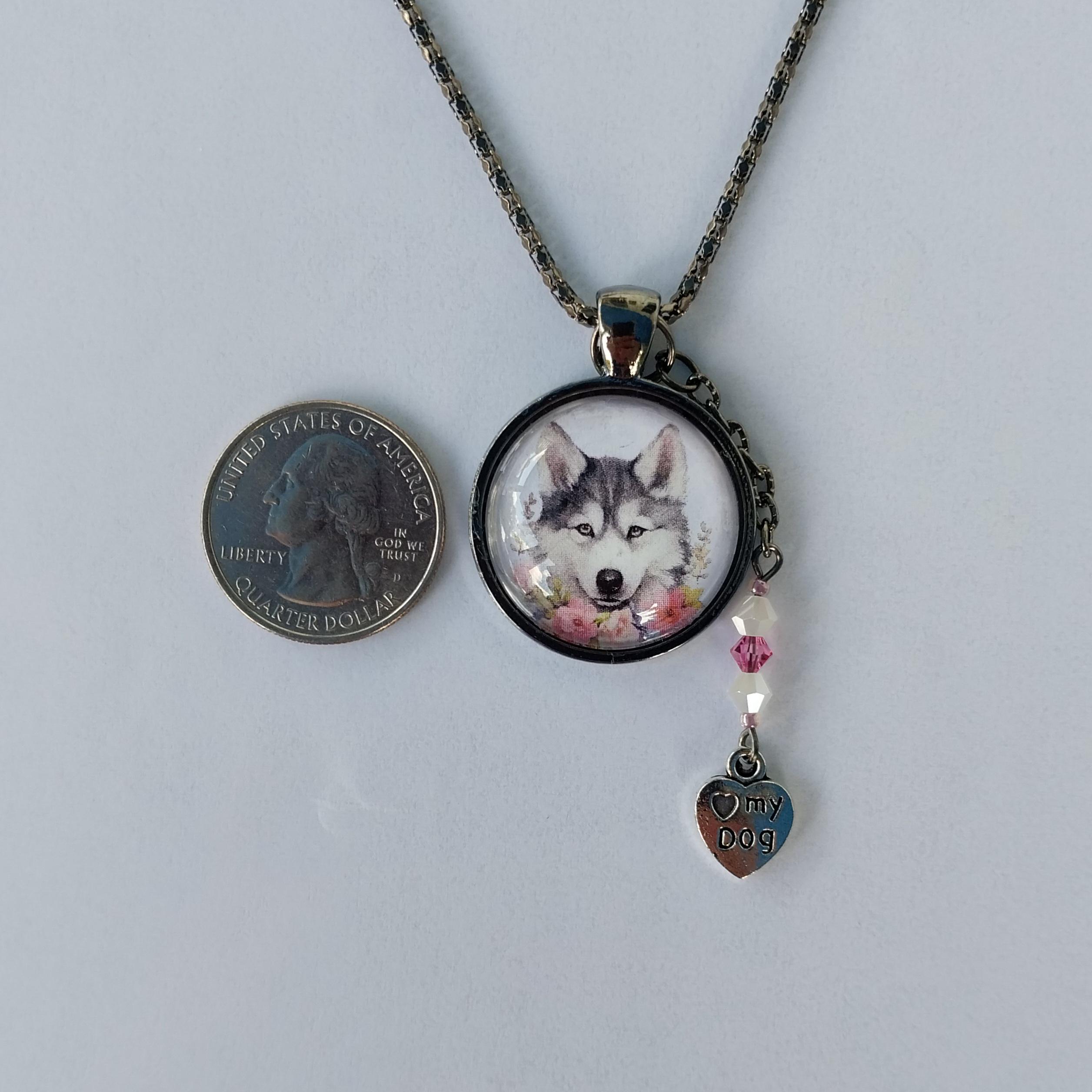 Siberian Husky With Sparkling Crystal Beads and Heart Charm in Gunmetal ...