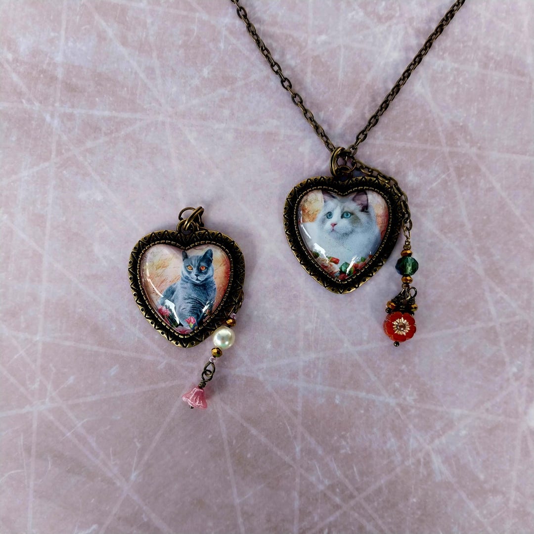 Choice of Russian Blue or Ragdoll Cat Heart Pendant Necklace in Antique ...
