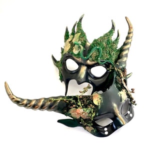 Forest Minotaur Masquerade Mask Mask With Horn Woodland Creature Mask ...