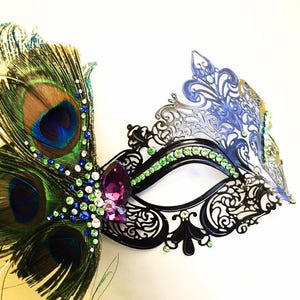 Peridot Green Theme Masquerade Mask With Peacock Feathers, Womens ...