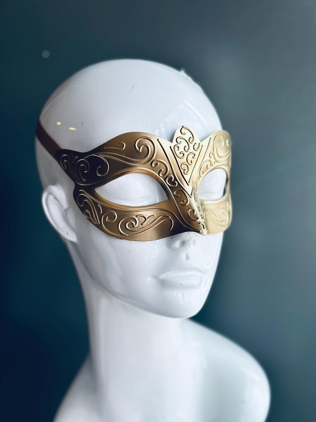 Simple Gold Masquerade Mask Women Eye Mask Masquerade Ball Halloween ...
