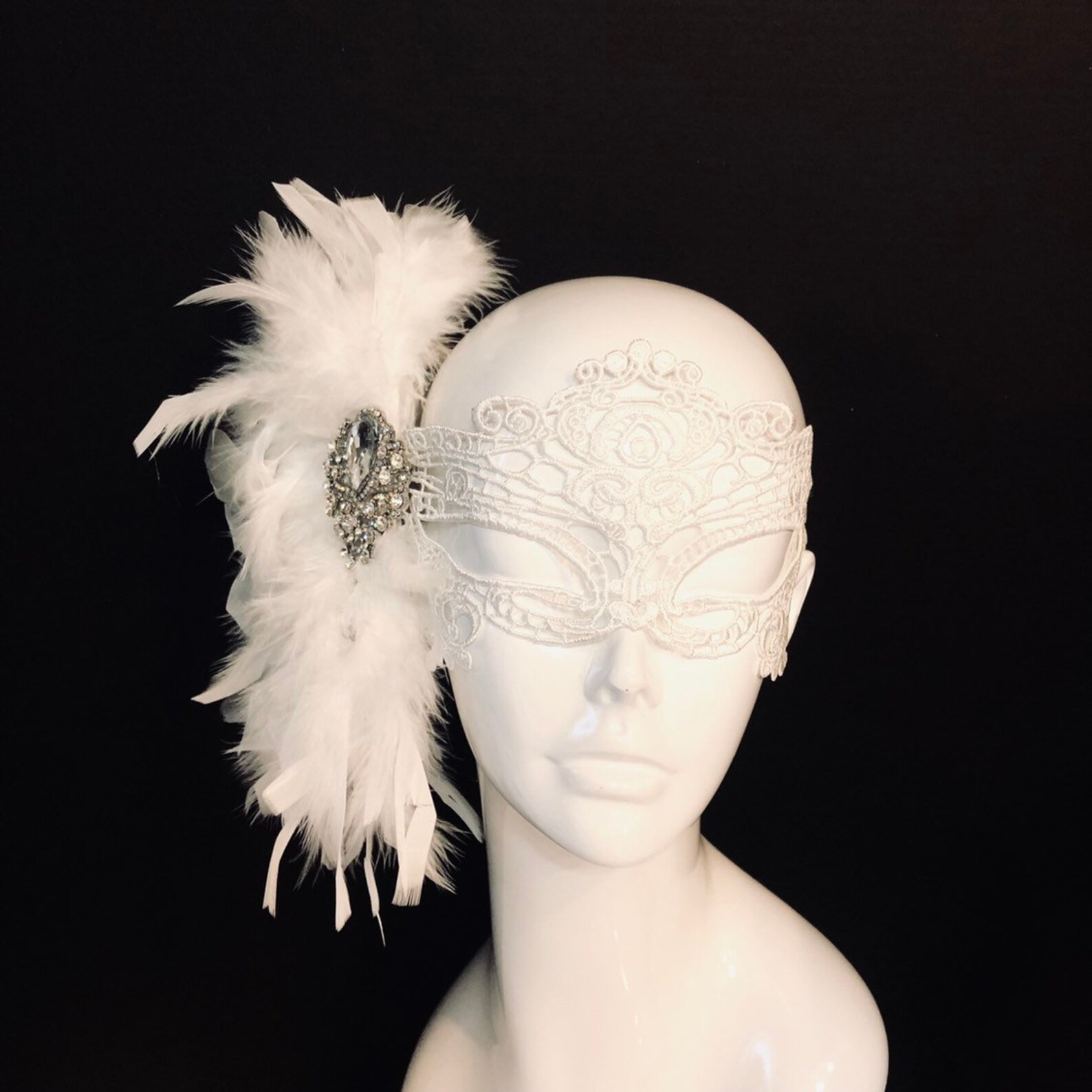 White Masquerade Masks Woman- Diner En Blanc Masks - Wedding Masks ...